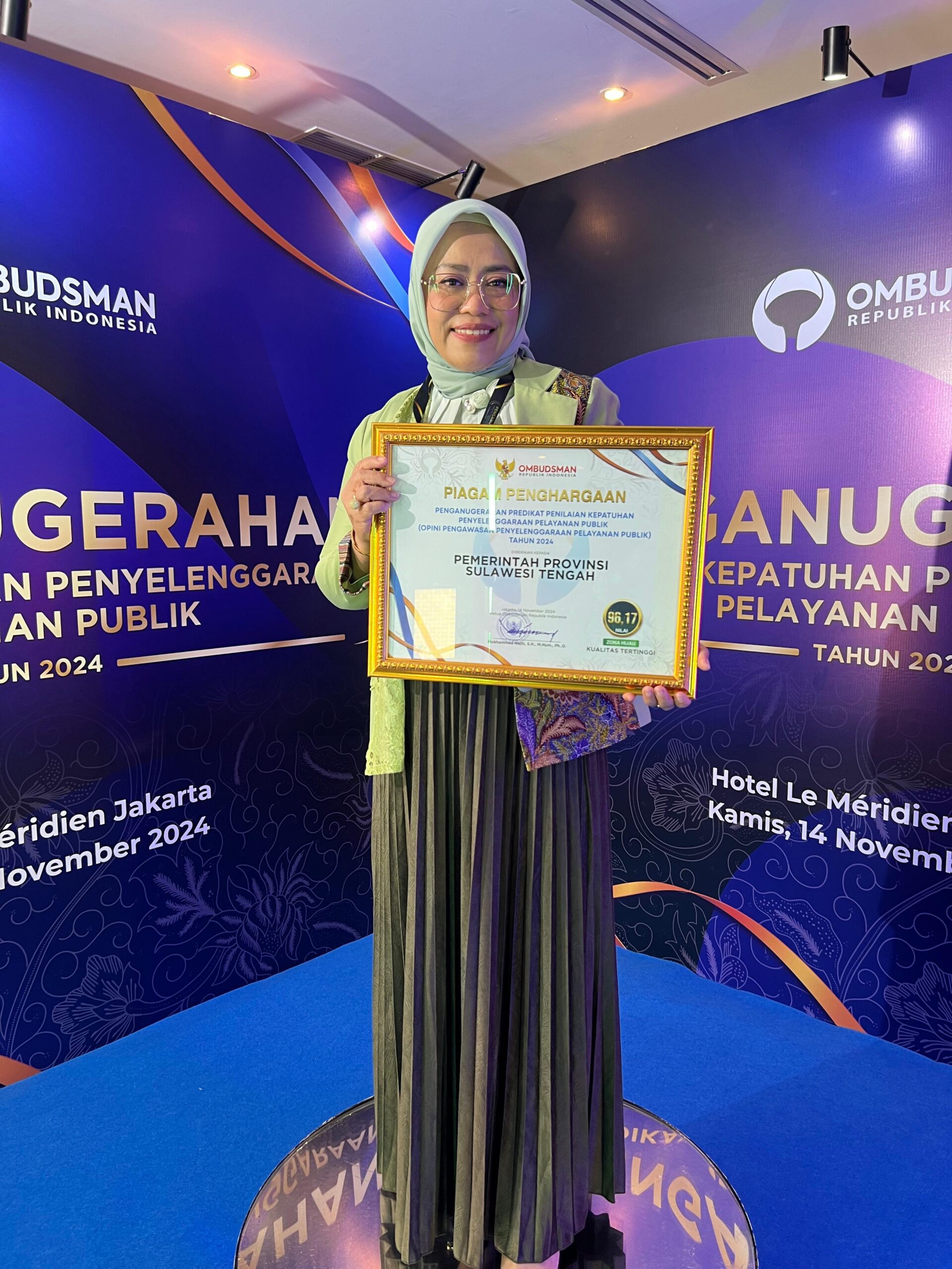 Kinerja Publik Meningkat, Pemprov Sulteng Raih Penghargaan dari Ombudsman - EKBISTA.COM